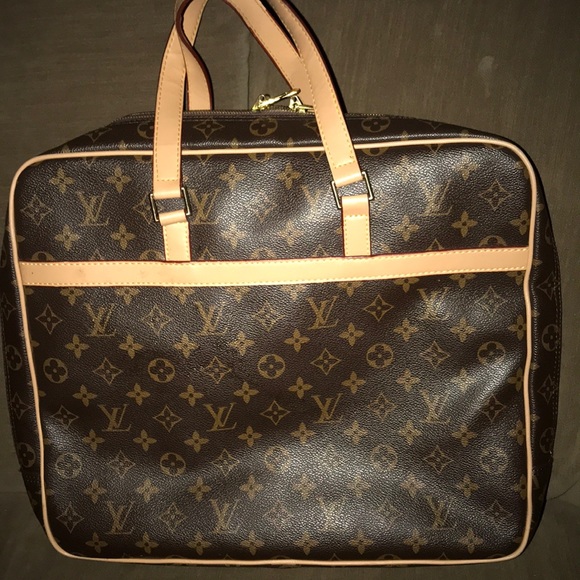 Louis Vuitton | Bags | Louis Vuitton Gently Used Computer Bag | Poshmark
